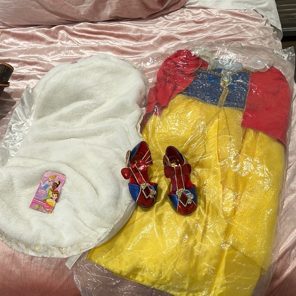 Disney | Matching Sets | Snow White Custom Set | Poshmark